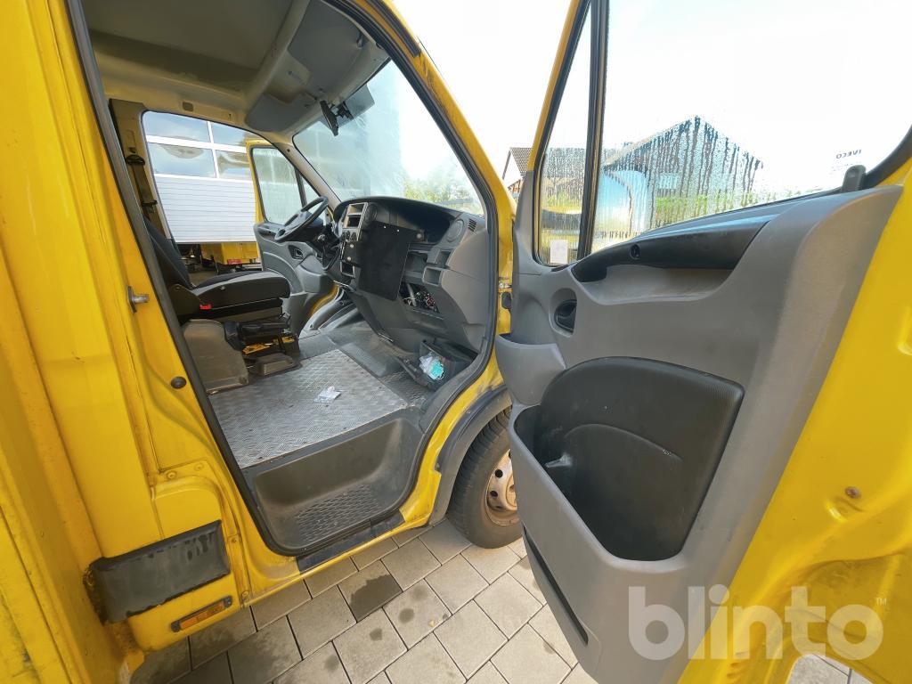 Kurier / Lieferwagen - 2010 Iveco 35S11 | Blinto