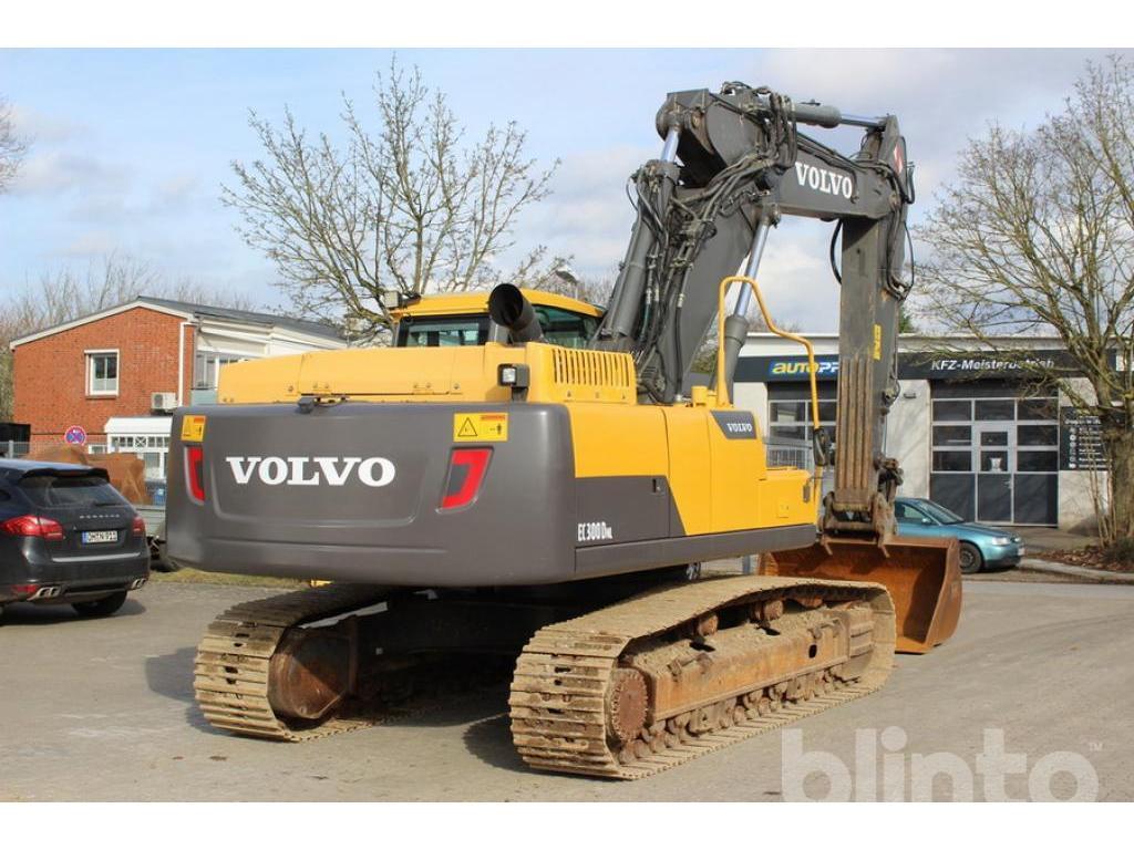 Hydraulik-Bagger - 2013 Volvo EC300 DNL | Blinto