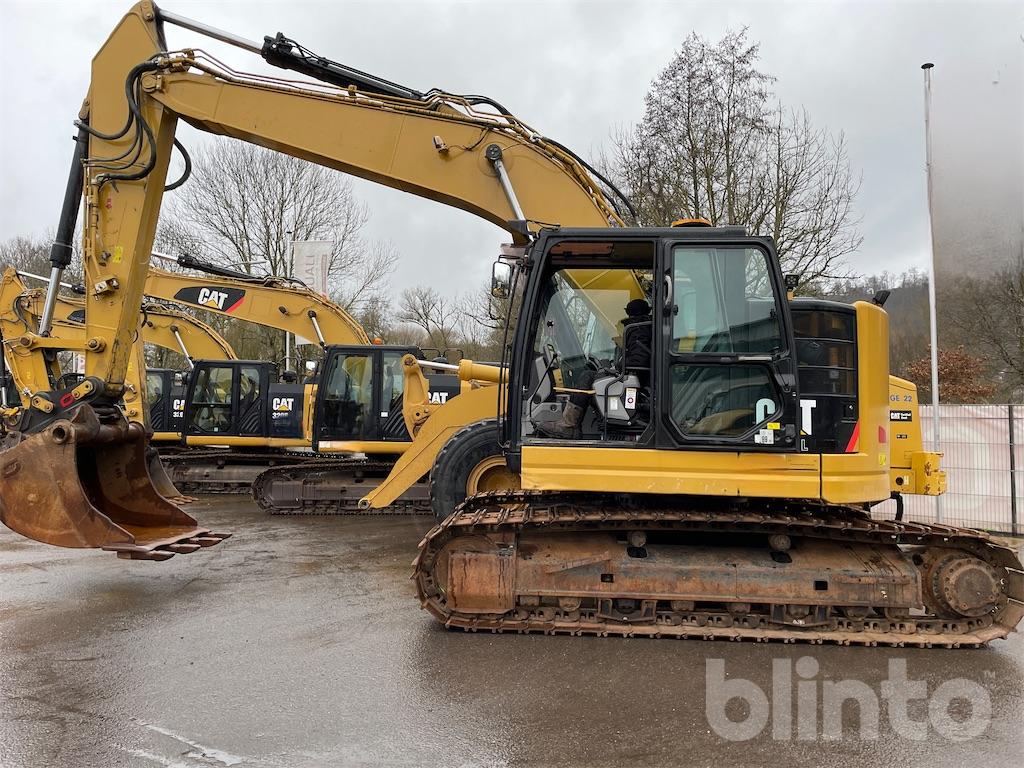 Hydraulik-Bagger - 2016 Caterpillar 325FLCR CE & EPA | Blinto