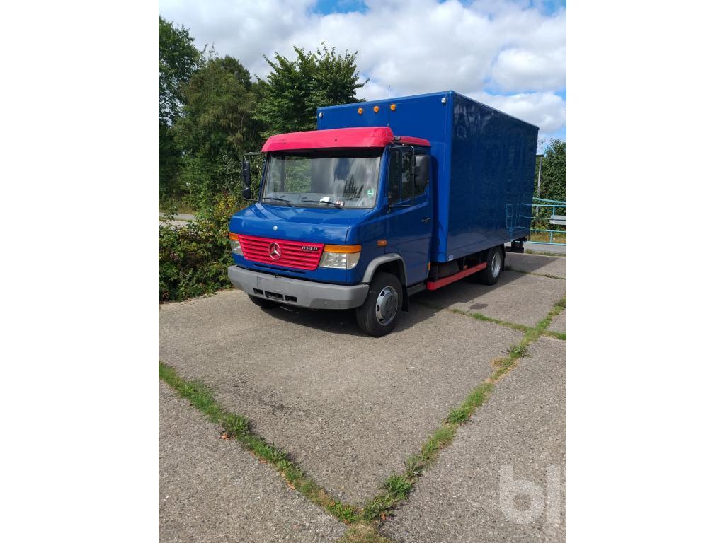 Verkaufswagen - 2003 Mercedes Benz 814D | Blinto
