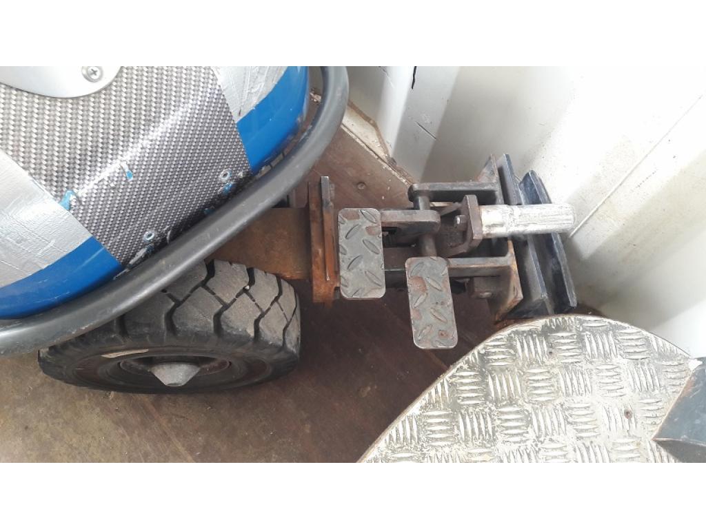 Airport Scooter - 2017 Tünkers E2 1000 W | Blinto