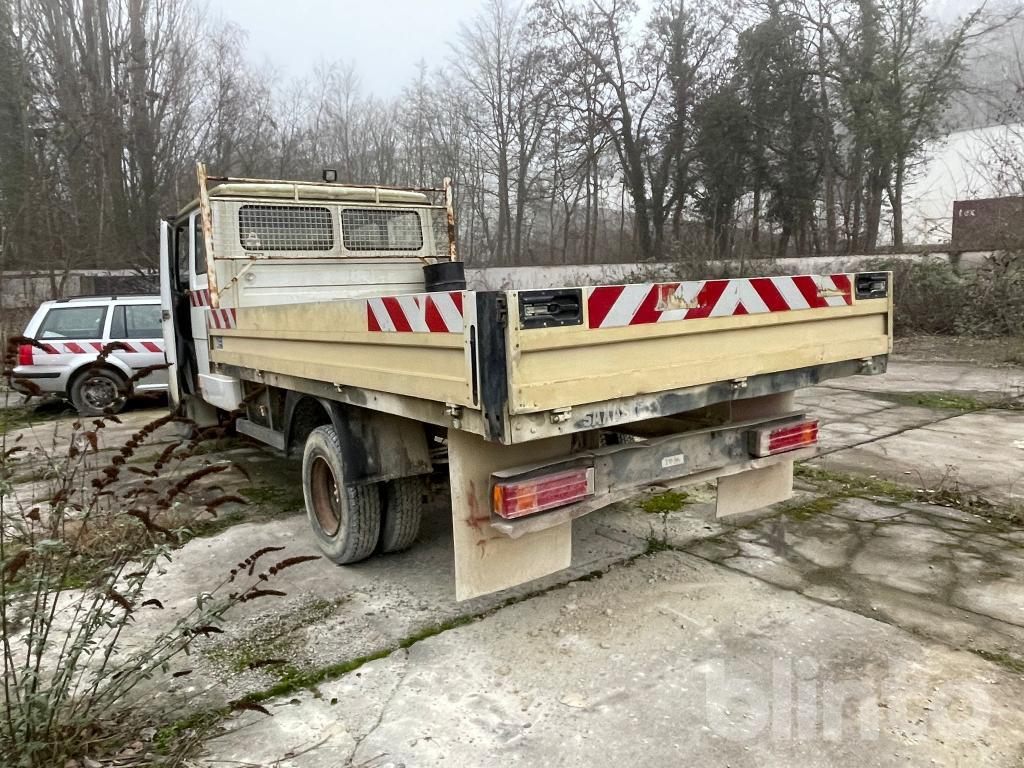 Pritschenwagen - 2007 Mercedes Benz Vario 813D | Blinto