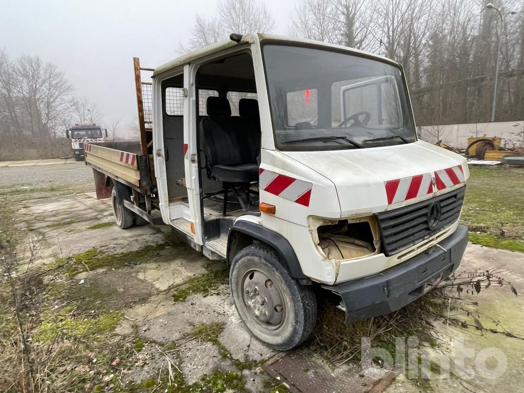 Pritschenwagen - 2007 Mercedes Benz Vario 813D | Blinto