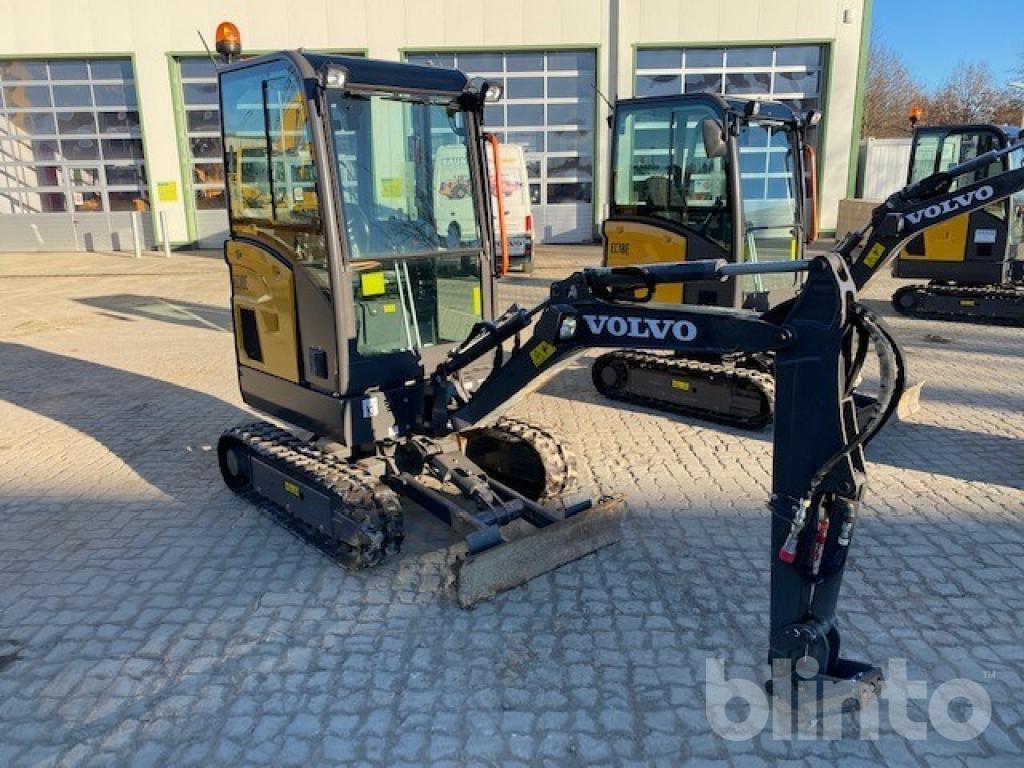 Mini-Bagger - 2021 Volvo EC 18 E | Blinto