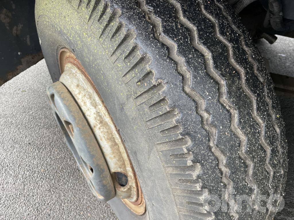 TERMINALZUGMASCHINE - 2007 Kalmar Terberg TT 618 iA RORO | Blinto