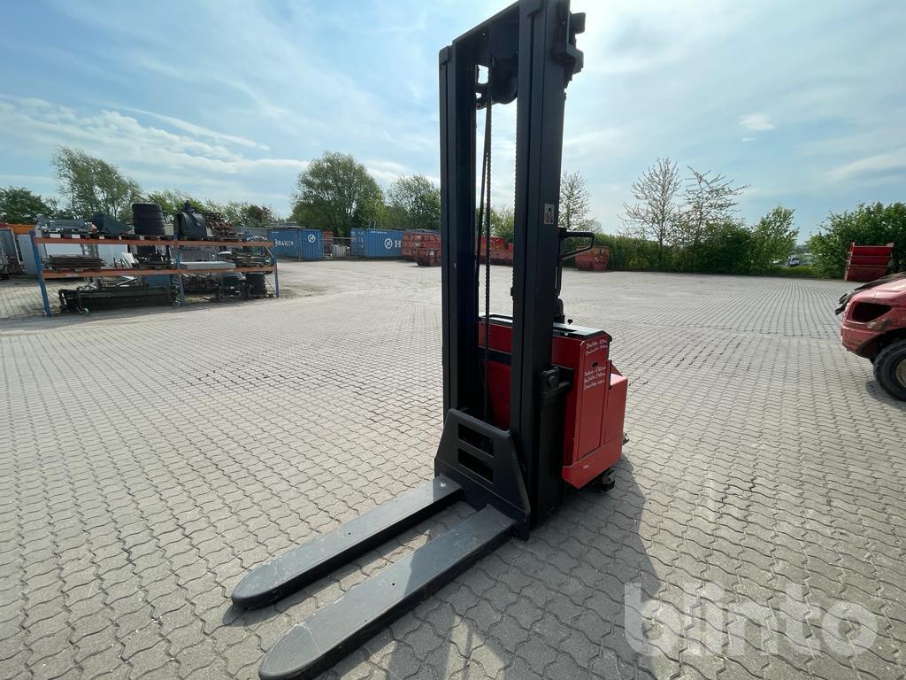 Deichselstapler - 1998 BT LSV 1600 / 2 | Blinto