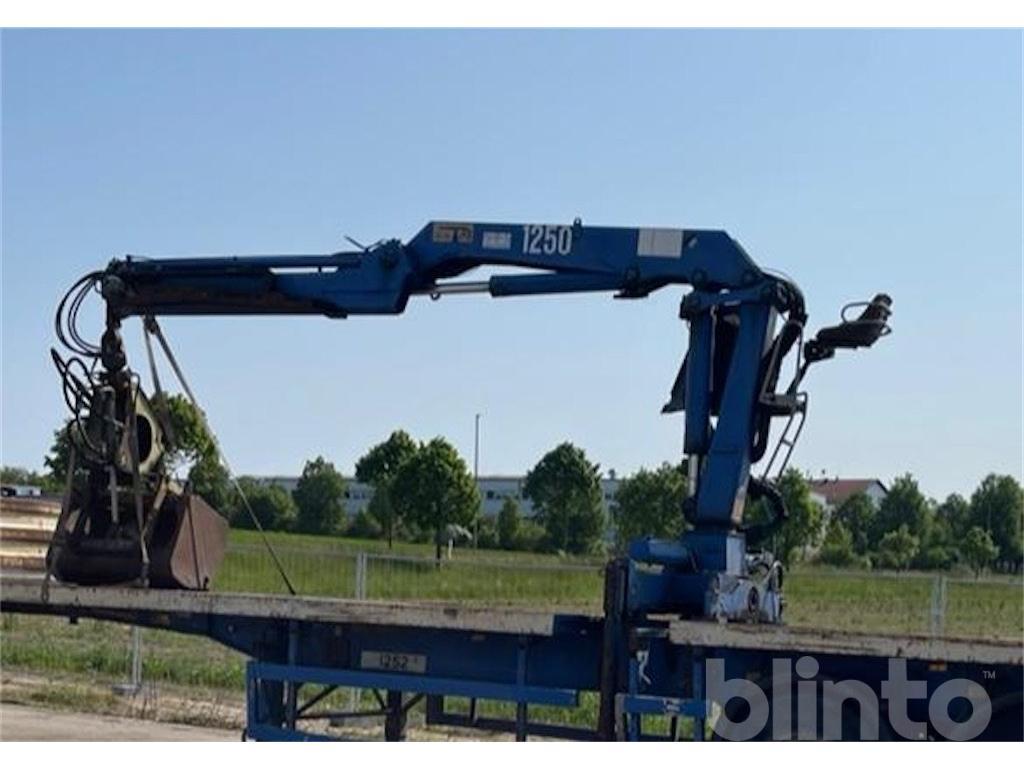 Kran - 2001 HMF 1250 mit Greifer | Blinto