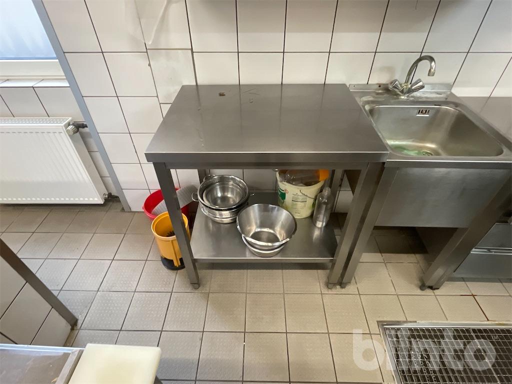 Kuchenzeile Aus Edelstahl