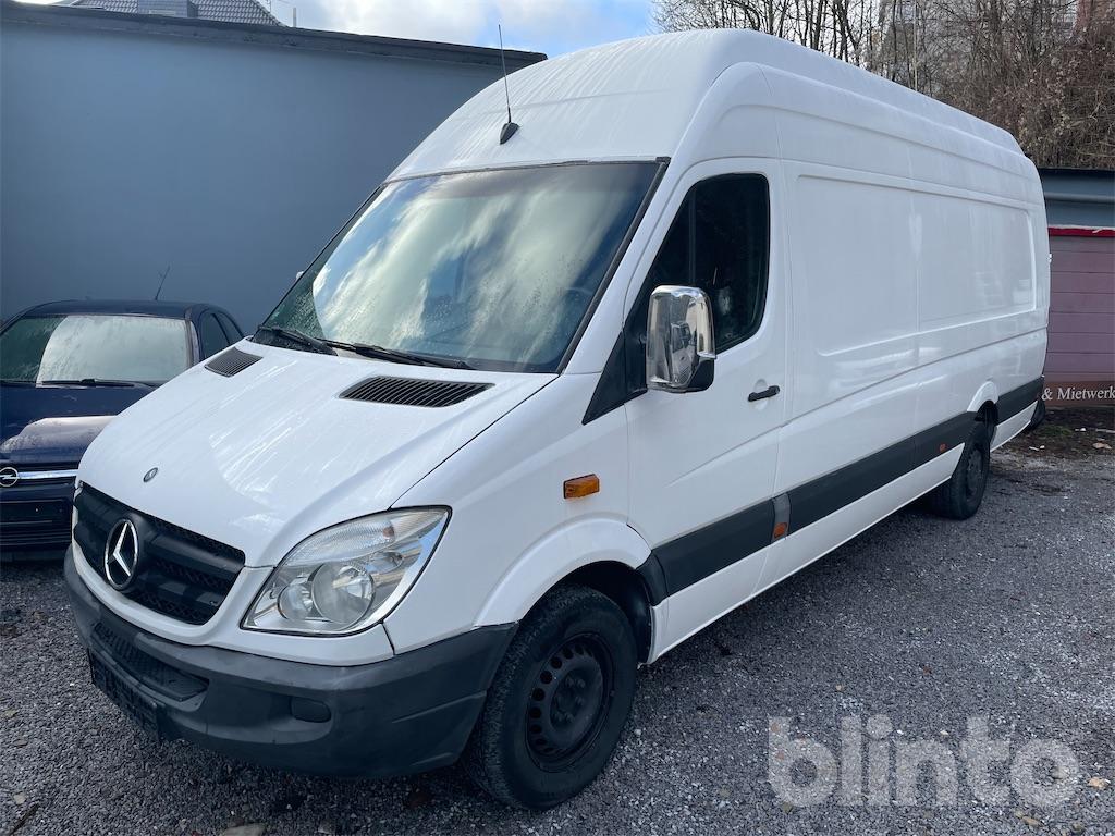Kurier / Lieferwagen - 2012 Mercedes Sprinter Long | Blinto