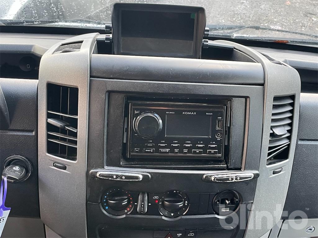 Kurier / Lieferwagen - 2012 Mercedes Sprinter Long | Blinto