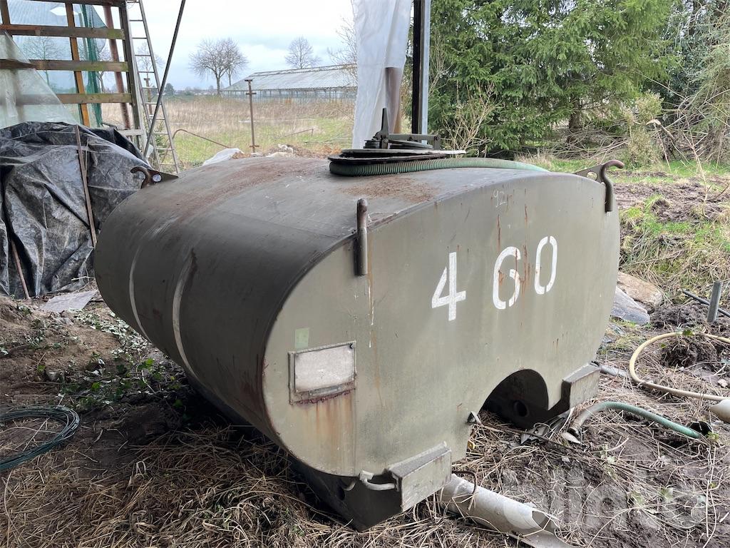 Wassertank - 1965 Bundeswehr Wassertank 2.300 Liter | Blinto