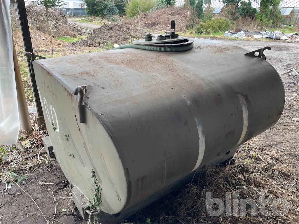 Wassertank - 1965 Bundeswehr Wassertank 2.300 Liter | Blinto