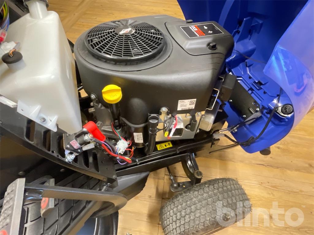 Aufsitz-Rasenmäher - Iseki CM 7726, TCY 102 Hydro | Blinto