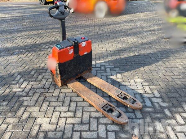 Niederhubwagen - 2021 Toyota LWI160 | Blinto